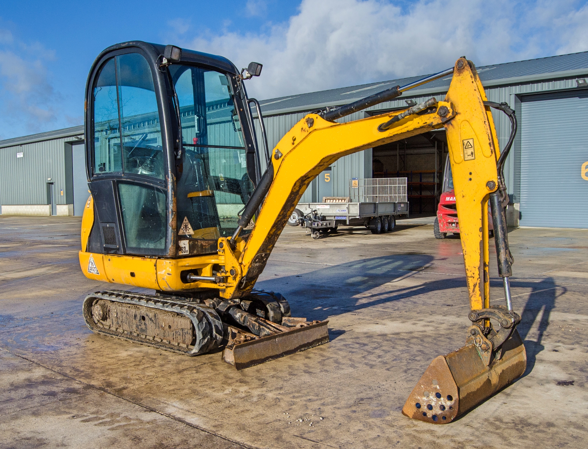 JCB 8018 CTS 1.5 tonne rubber tracked mini excavator Year: 2017 S/N ...