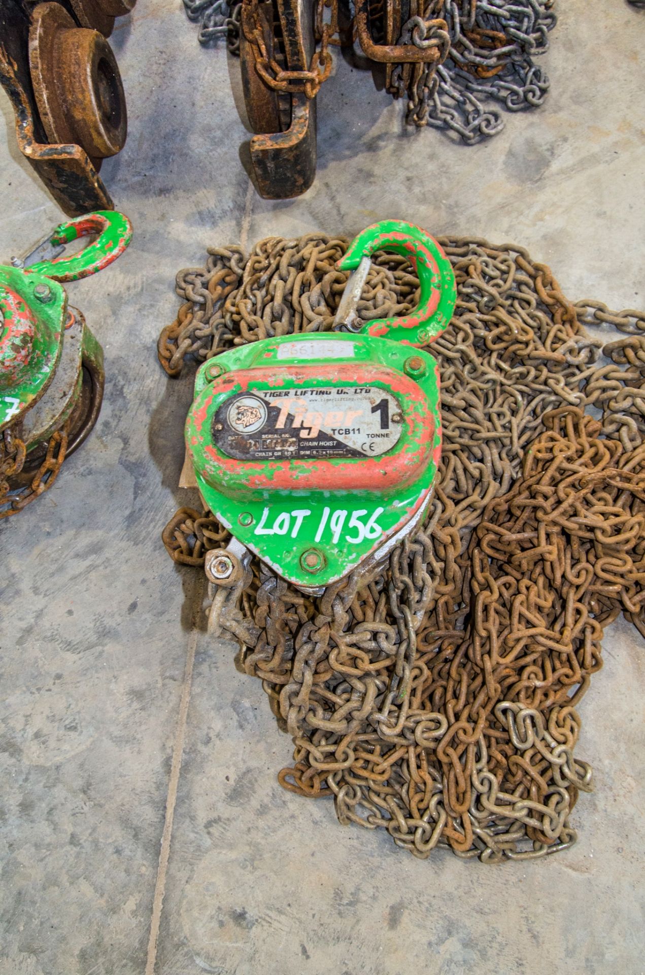 Tiger 1 tonne chain block A661449