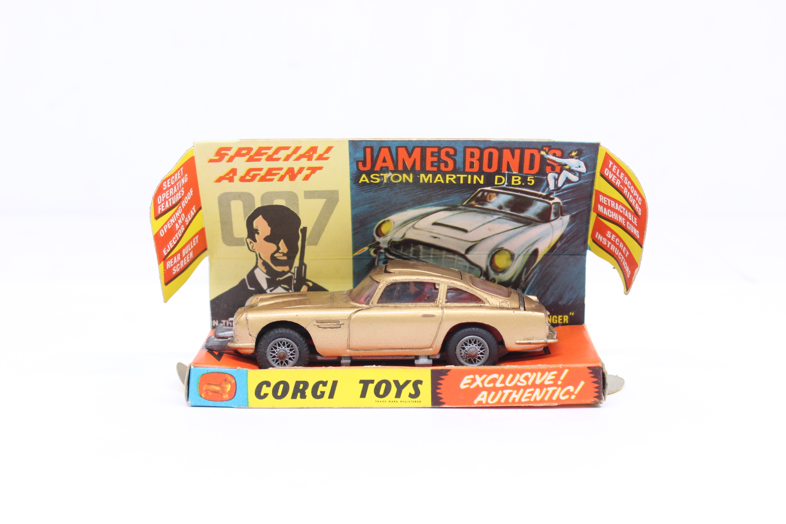 Corgi: A boxed Corgi Toys, James Bond 007 Aston Martin, Reference 261 ...