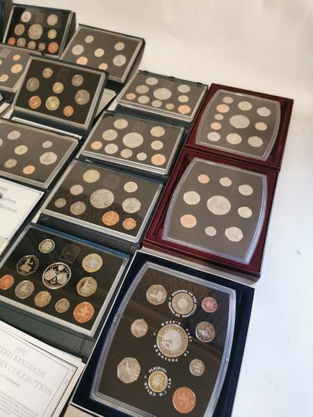 A collection of United Kingdom proof set coins dated 1982,84,86,87,88 ...