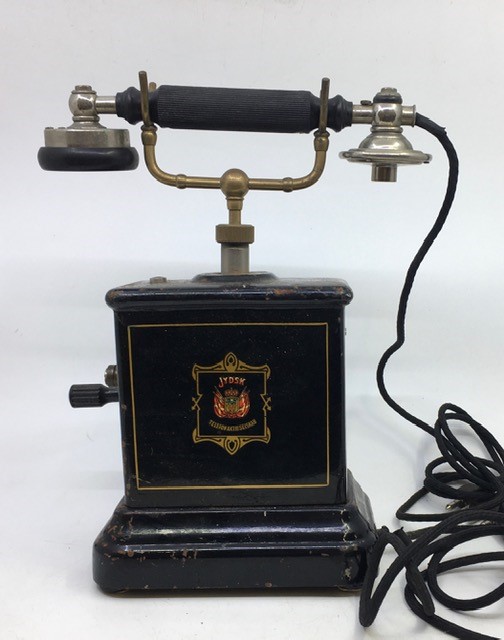 An early 20th cent vintage black JDYSK Magneto telephone. TELEFON ...