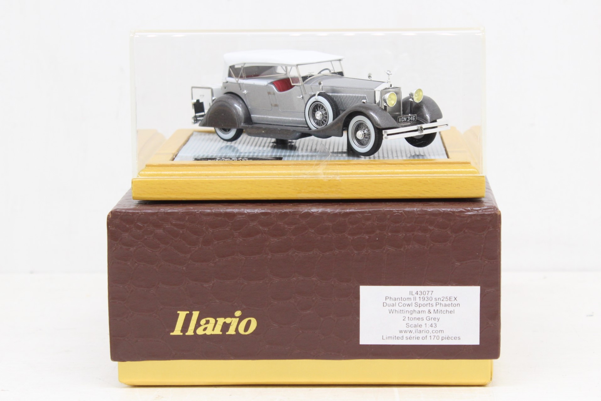 Ilario: A pair of boxed Ilario 1:43 vehicles, to include: Rolls-Royce ...