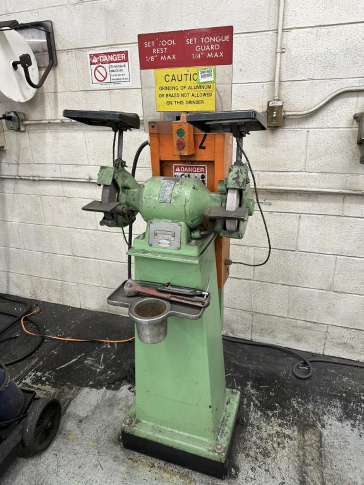 Cincinnati SPL 3450 RPM, Dual Pedestal Grinder, 460v. S/n#240302. HIT ...