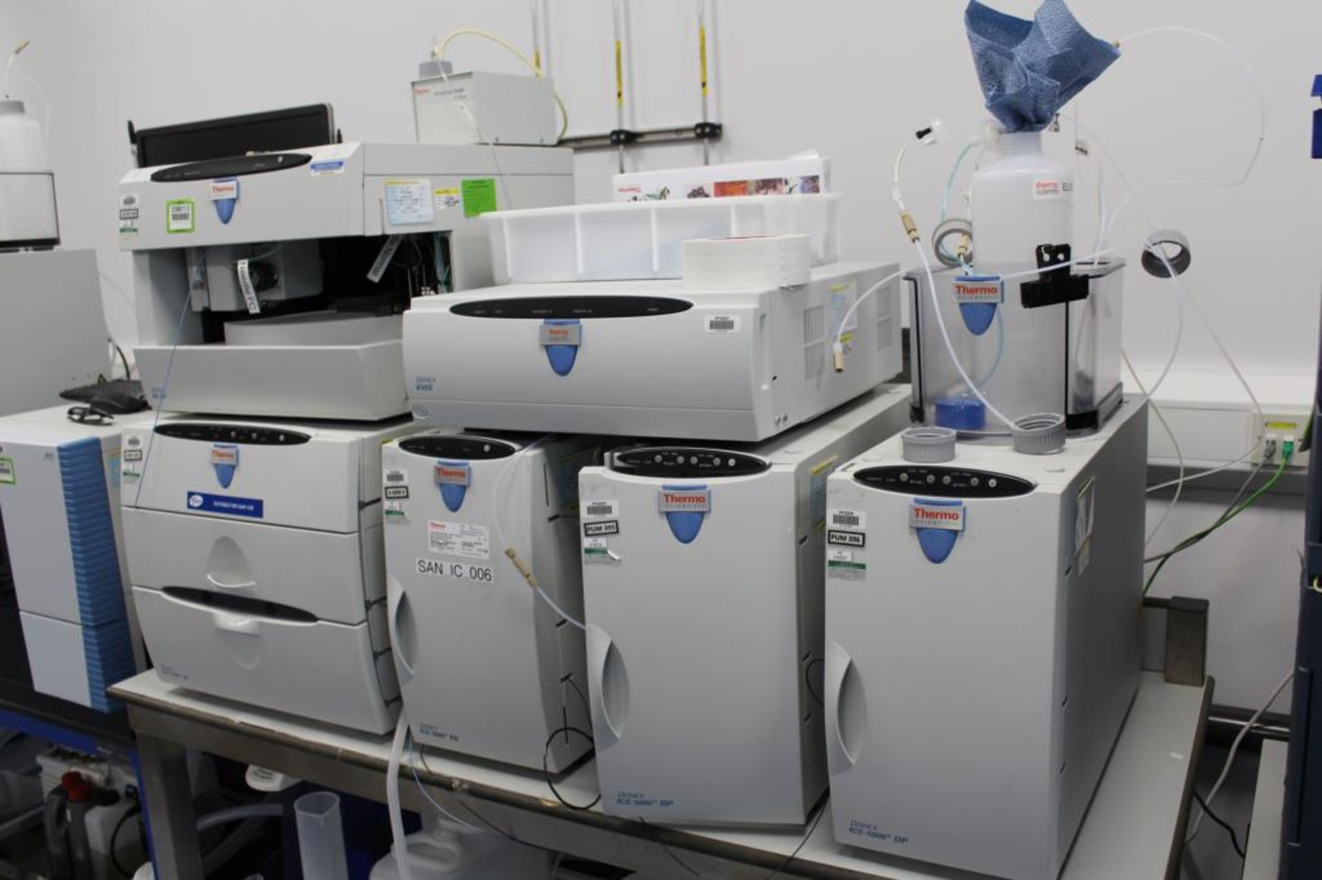 Thermo Scientific Dionex ICS-5000 DC Ion Chromatography System ...