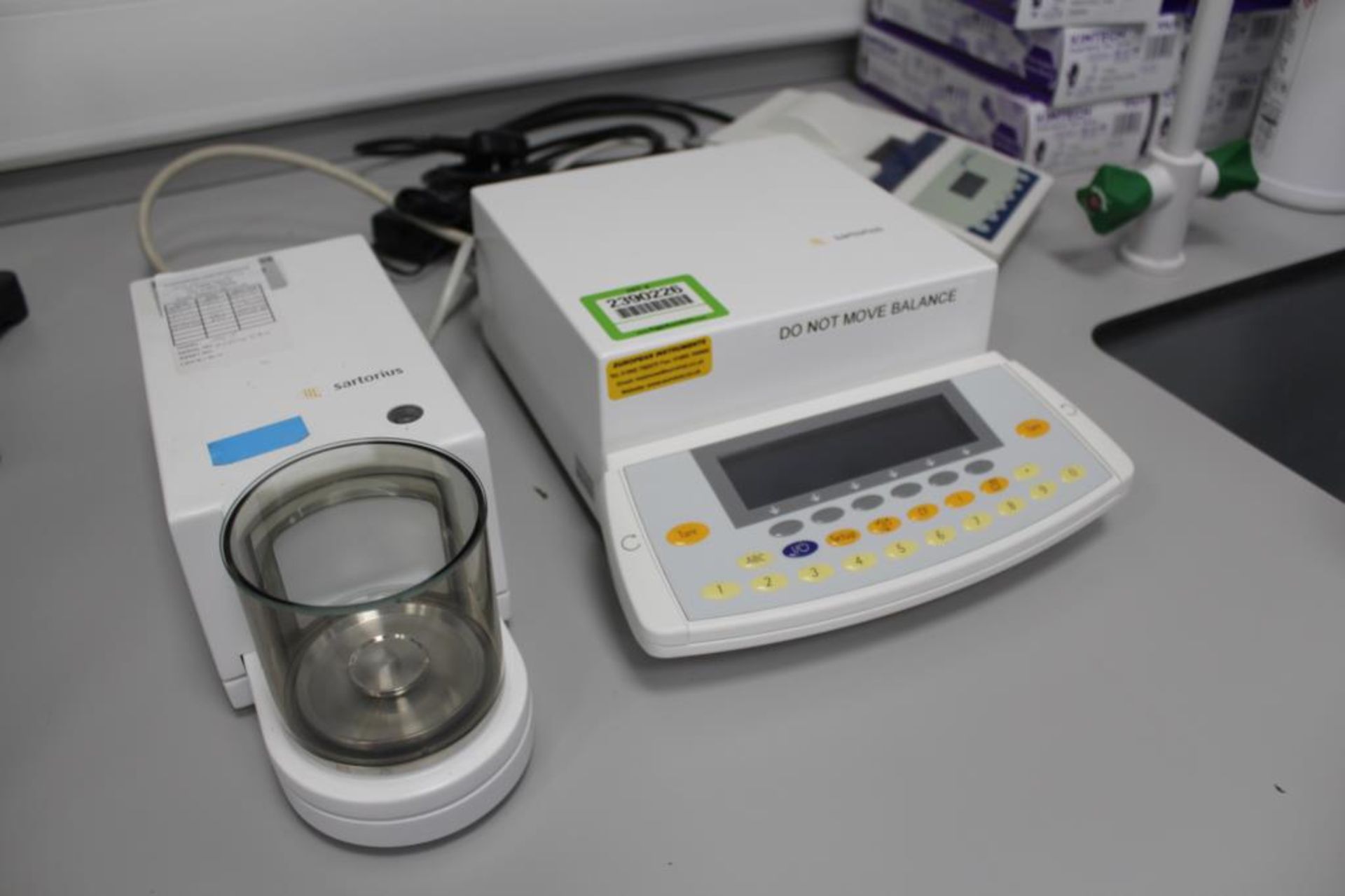 Sartorius ME5 Analytical Balance with Denver Printer S/n 21504880. HIT ...