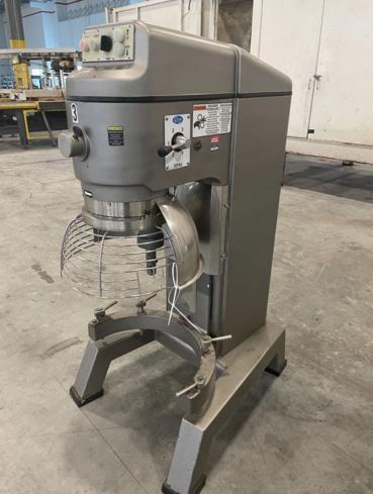 Globe 80 Qt. Mixer, Mdl: SP80PL-3, S/N: 78 10038 - Located At Surplus ...