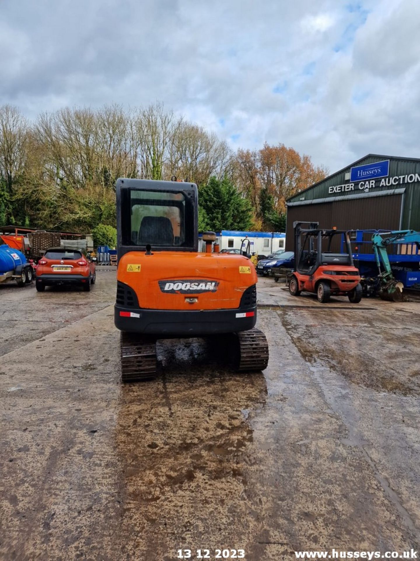 DOOSAN DH60-7 EXCAVATOR C.W 1 BUCKET (BEING SOLD TO SETTLE A DEBT) Item ...