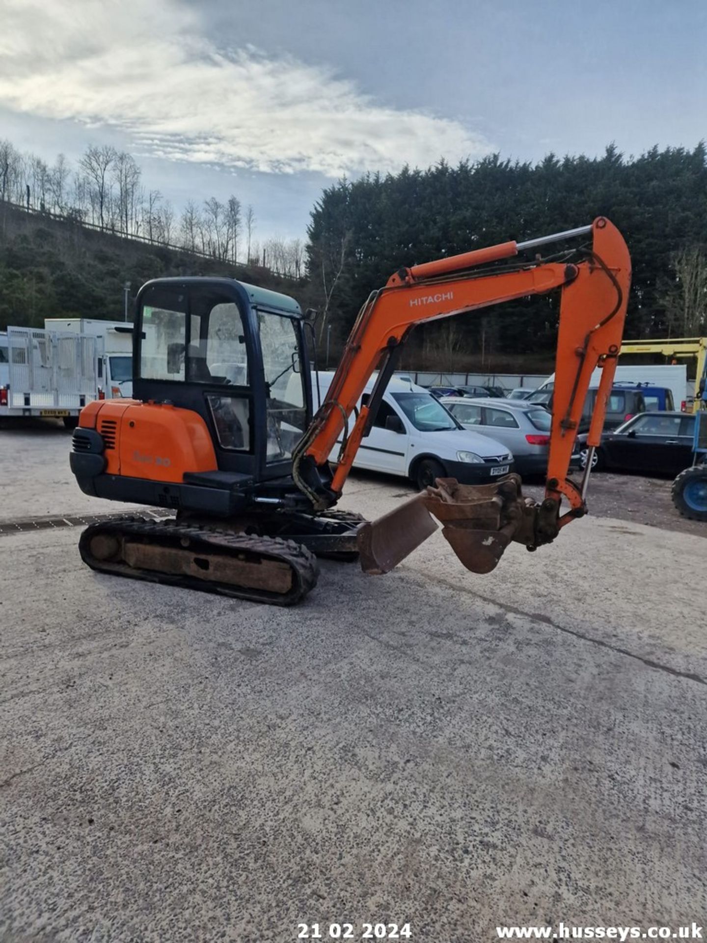 HITACHI ZAXIS 30 DIGGER C.W 2 BUCKETS 2004 4780HRS SHOWING RDD Item ...