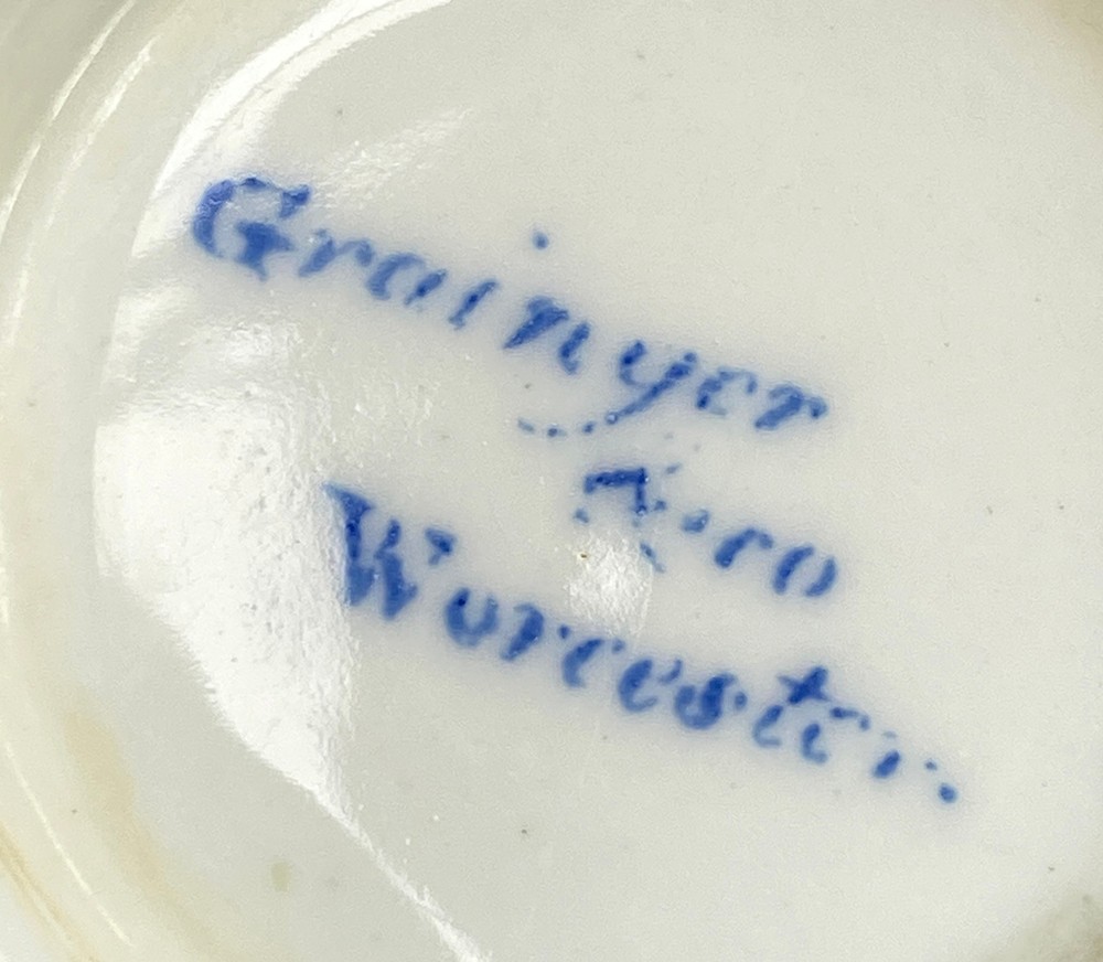 A collection of mainly Grainger & Co. Worcester 'Blue Dragon' pattern ...