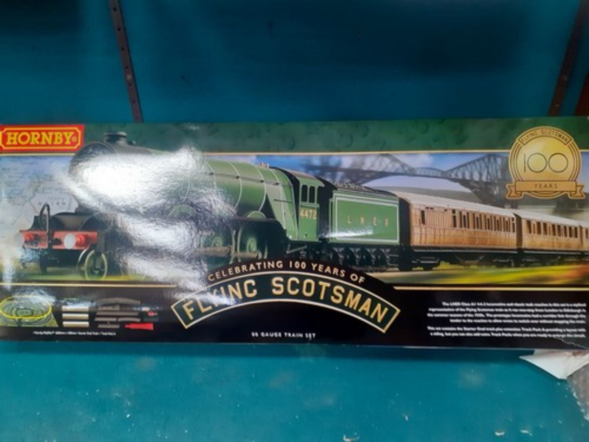 1 x Hornby Flying Scotsman scale model OO gauge train, Model R1255M ...