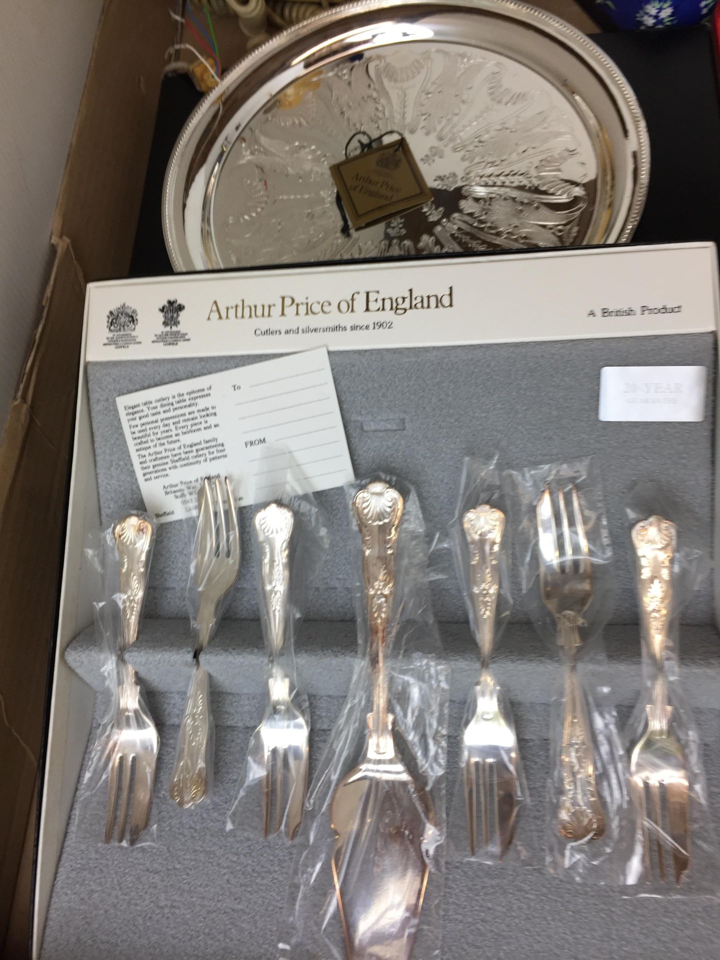 Box containing twenty items including boxed Arthur Price silver plated ...