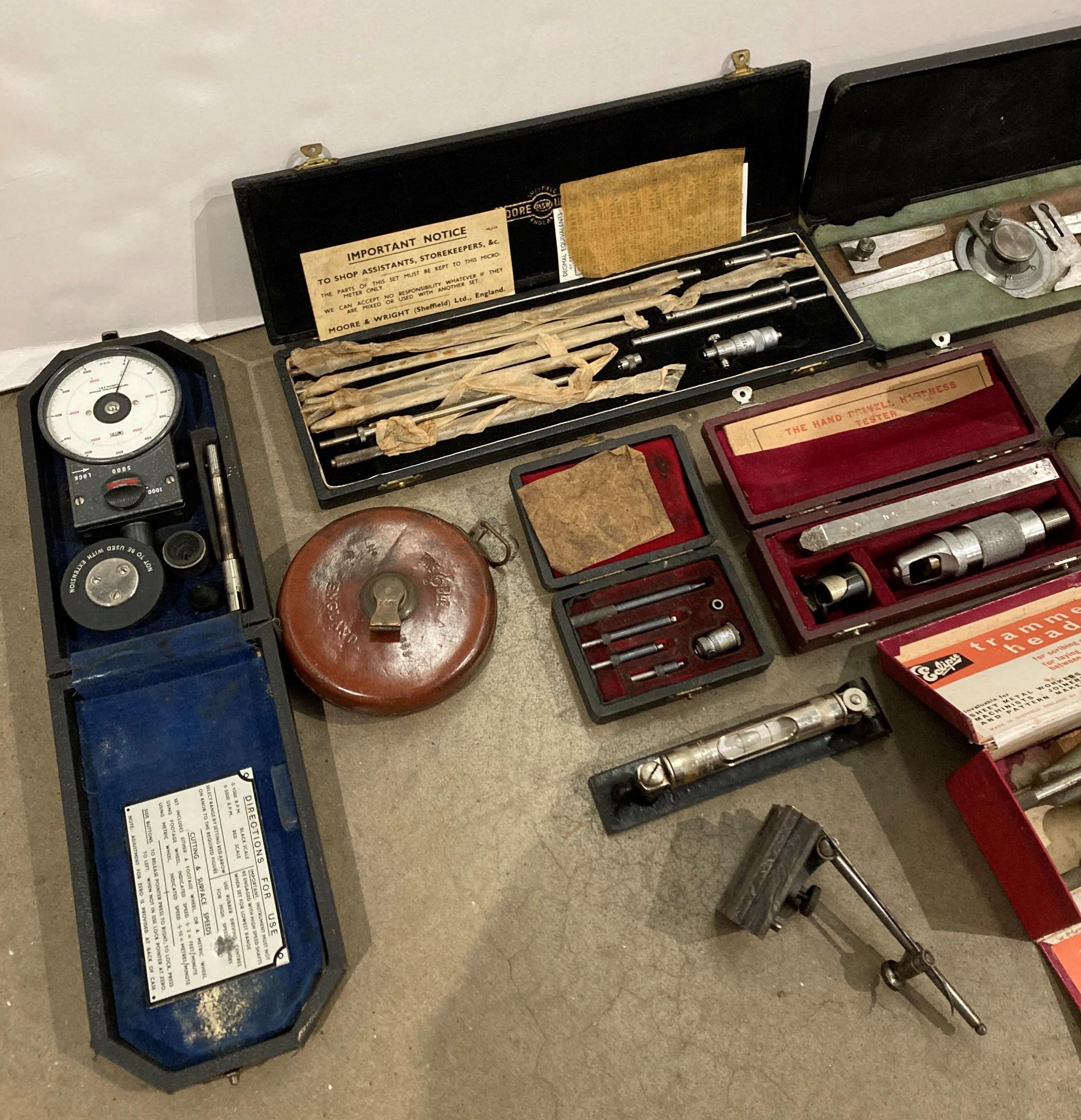 10 x assorted items of engineers' equipment including assorted Moore ...