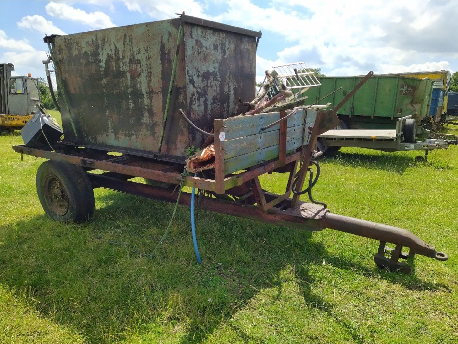 Tipping Trailer 5T with Diesel Tank