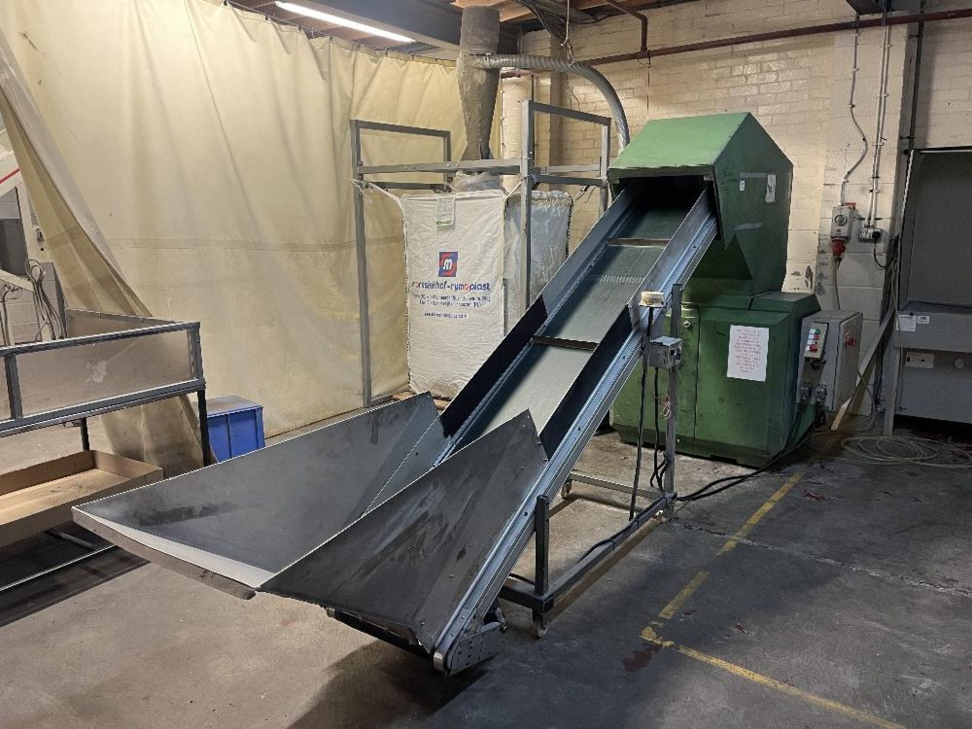 MASKIN AB Rapid plastics regrind machineType: 2645 KBNo. 300119YOM ...