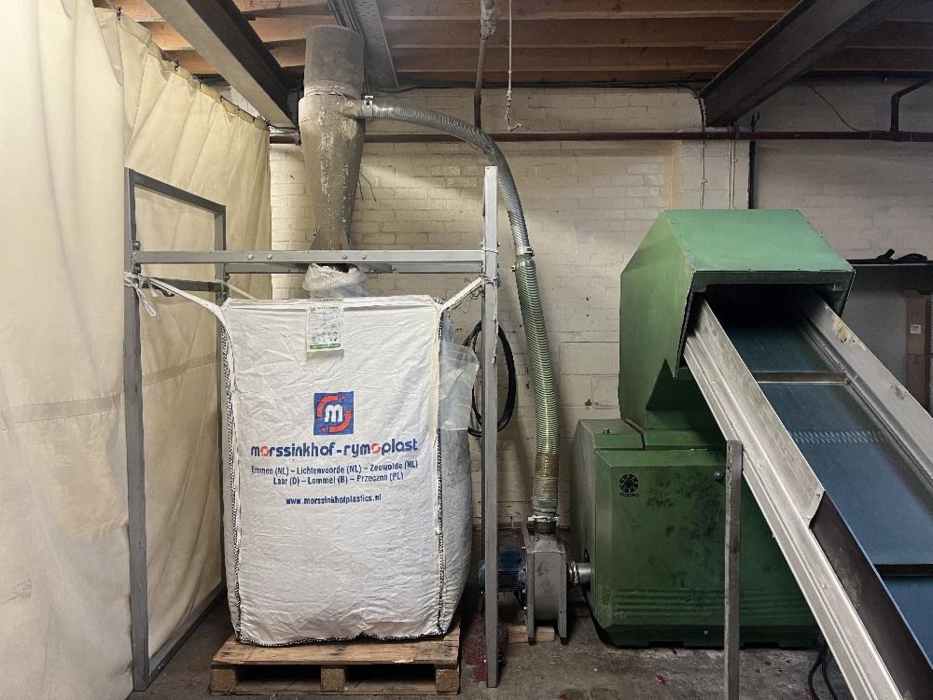 MASKIN AB Rapid plastics regrind machineType: 2645 KBNo. 300119YOM ...