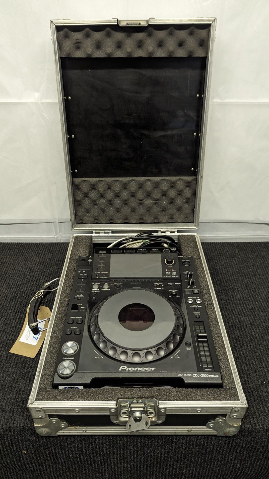 Pioneer CDJ2000 Nexus Digital DJ DeckComes with flight case
