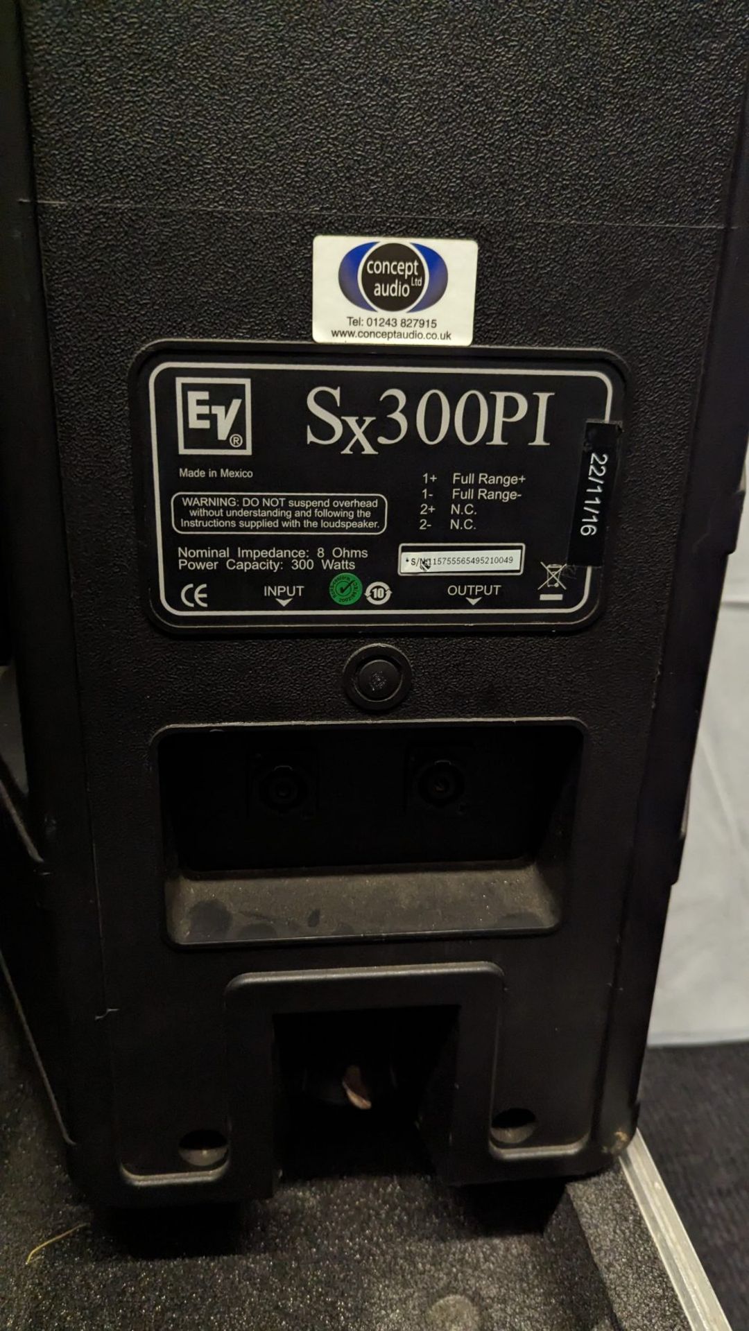 (2) Electro-Voice SX300 PI SpeakersComes with flight case