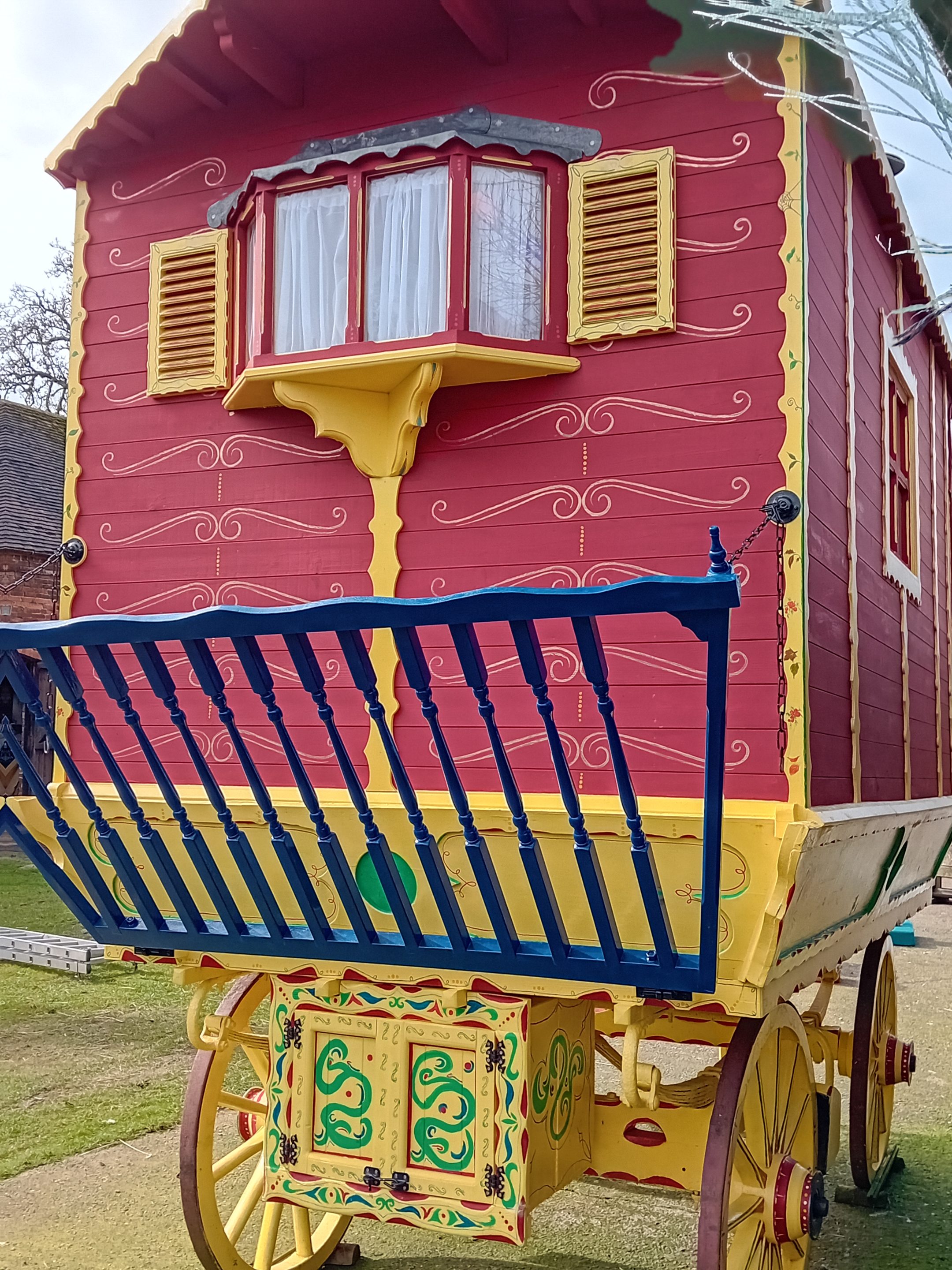 BURTON LIVING WAGON built by H. Charnock & Sons of Halifax in 1912, to ...