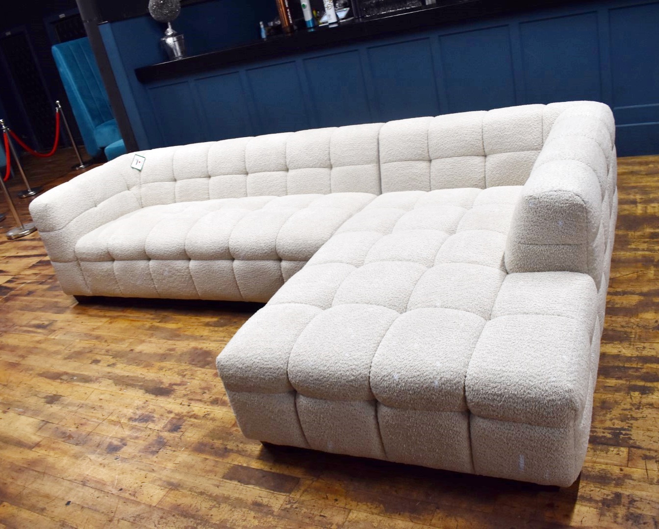 1 x Luxury Bespoke Handcrafted Right-Handed L-Shaped Lounge Sofa Richly ...