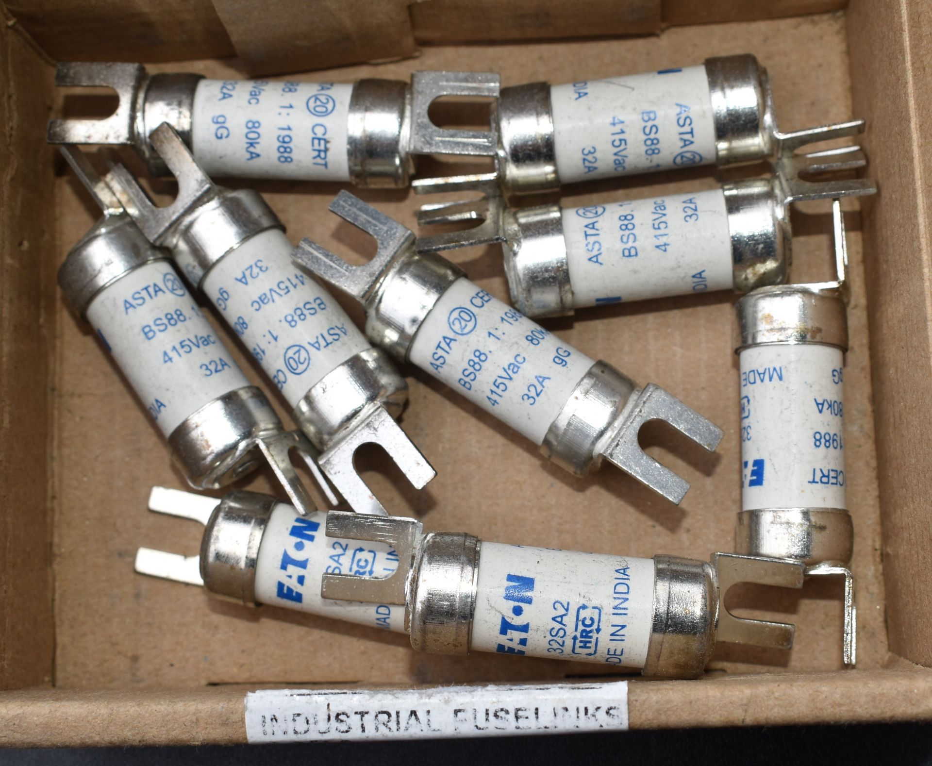 1 x Box Of Industrial Fuses - Ref: KCS179/BB - CL011 - Location ...