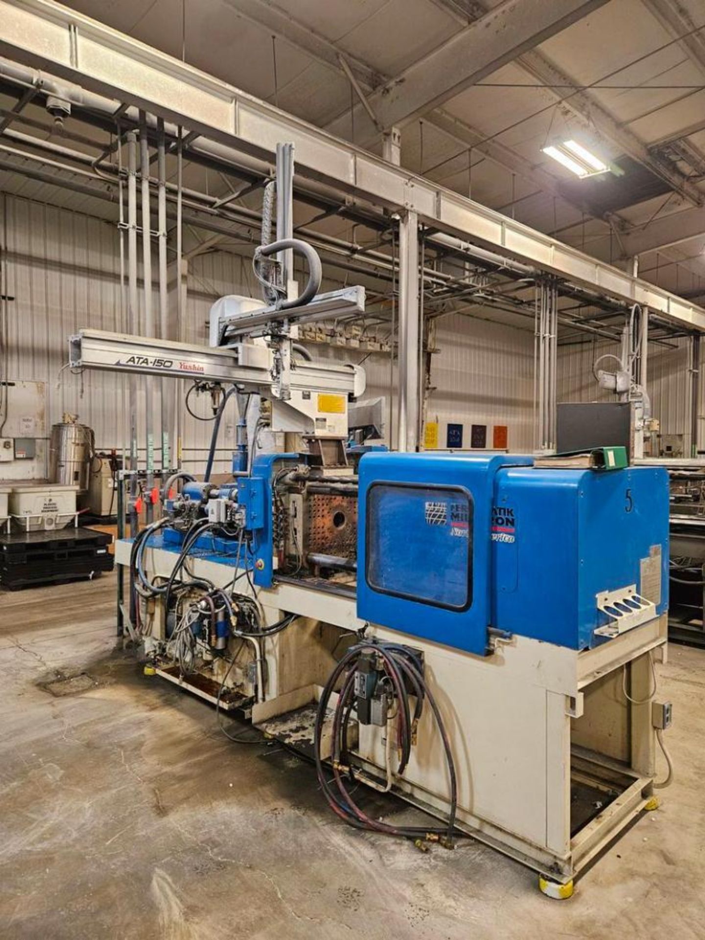 Cincinnati Milacron V85-4.44 Plastic Injection Molding Machine, S/N ...