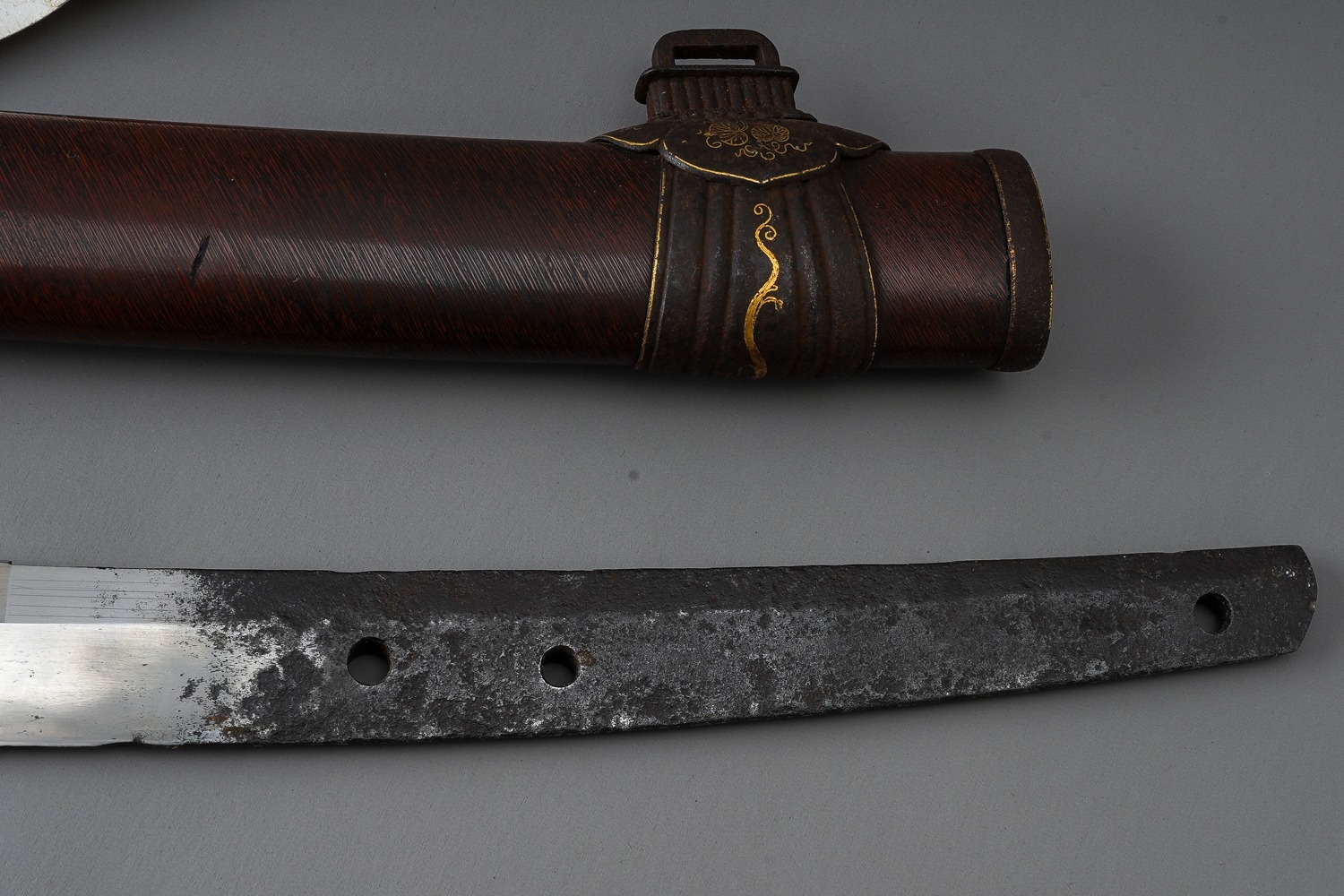 Japanese Koto Tachi Blade circa 1350, the signature appears to be Choen ...