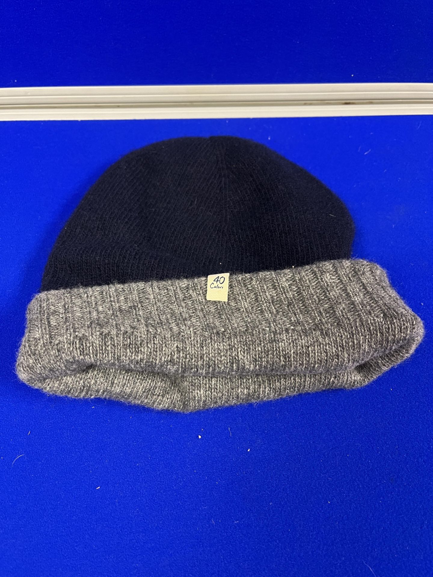 Various Men's Beanies - See Description4 x 40 Colori4 x J Lindberg3 x ...