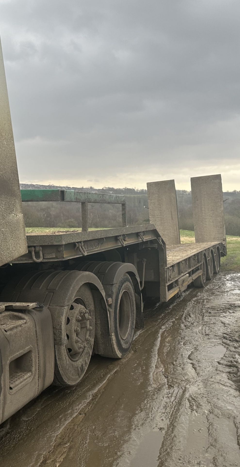King low loader trailerModel: GTS48/3S/N: SKMGTSZ48HKT12164YOM: 2017 ...