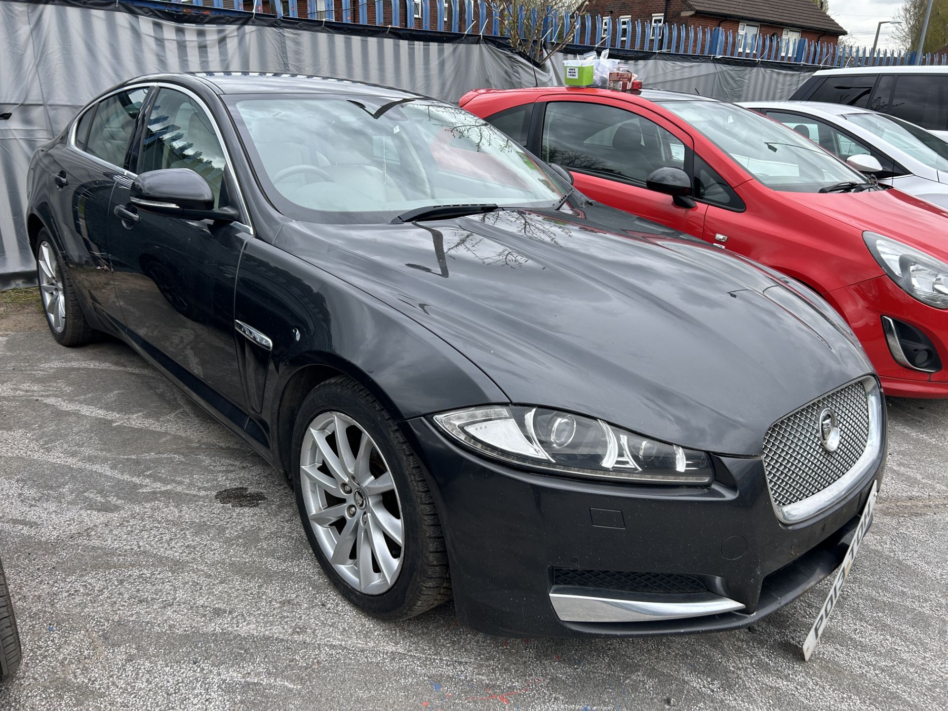 Jaguar diesel 4 door saloon Model: XF Premium Luxury D Auto Reg: PO13 ...