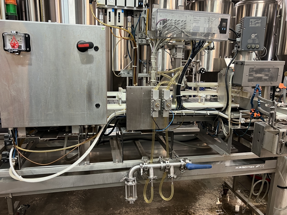 WGC 100 Wildgoose 2 fill head canning line 2 auto fill heads, auto lid ...