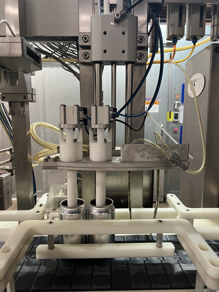 WGC 100 Wildgoose 2 fill head canning line 2 auto fill heads, auto lid ...