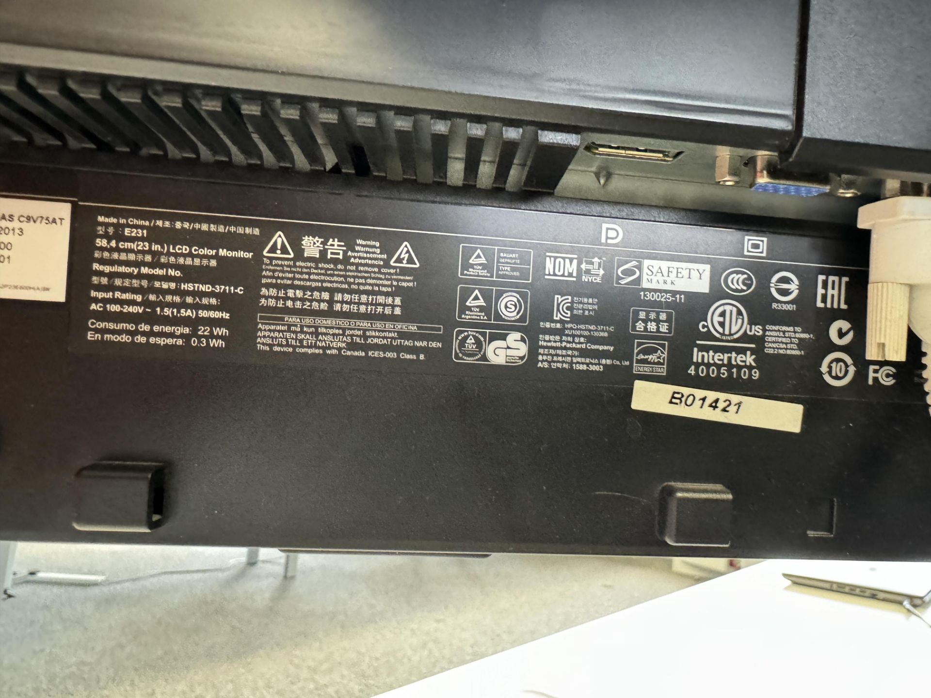 2: HP Elite E231 Flat Panel Monitors Mounted on Startech ARMBARDUO ...