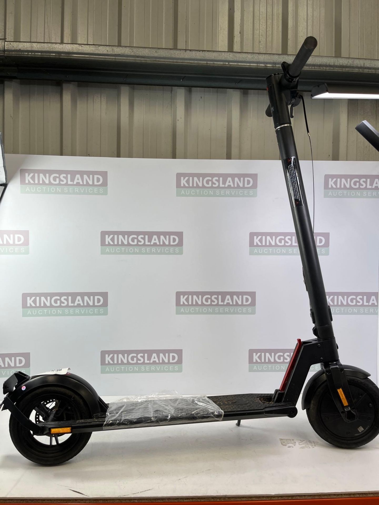 RRP £300 - Busbi Firefly E-Scooter - NO CHARGER