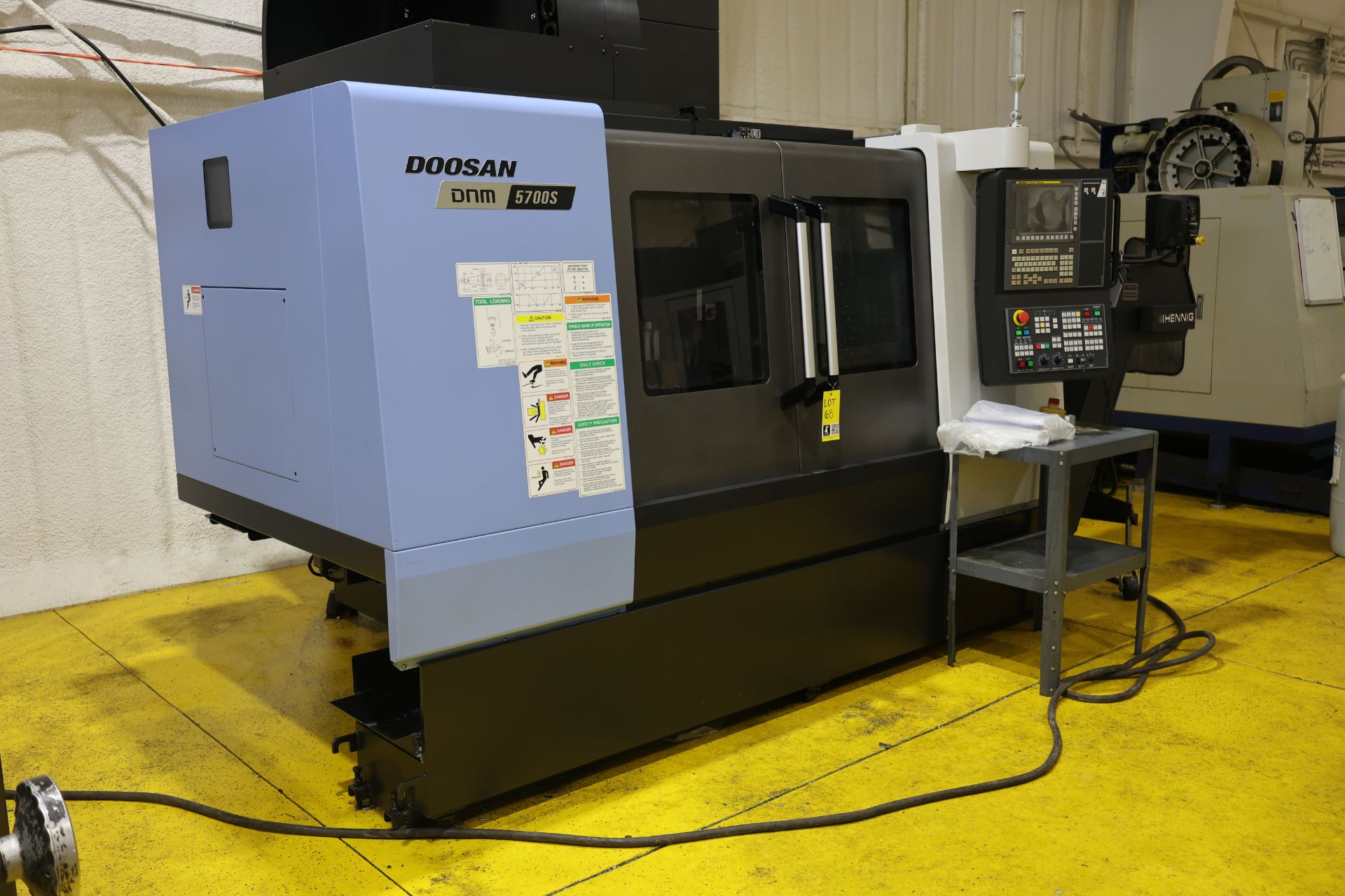 2018 Doosan DNM 5700S 3 Axis Mill . S#MV0119-000055; Running time:2438 ...