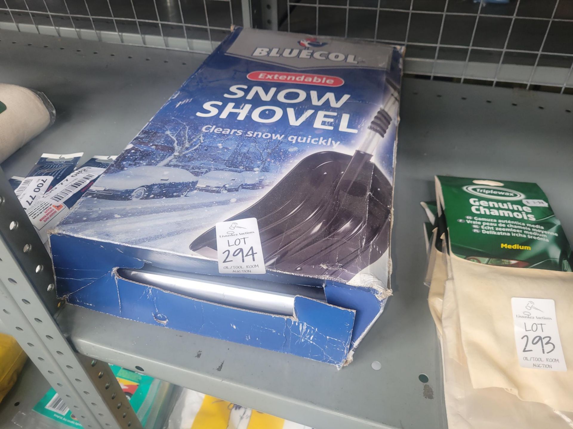 BLUECOL EXTENDABLE SNOW SHOVEL