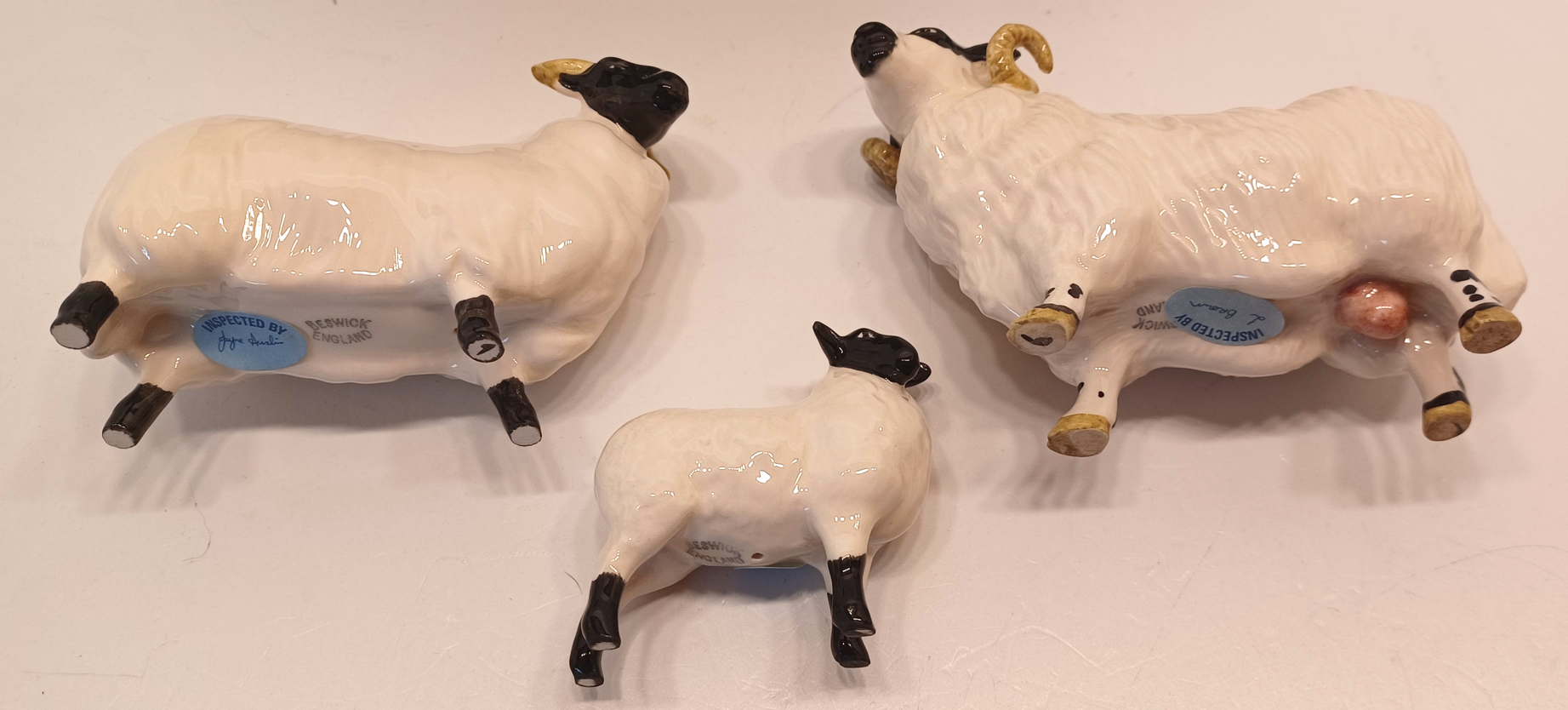 3 BESWICK BLACK FACE SHEEP FAMILY, RAM, EWE AND LAMB ALL BOXED