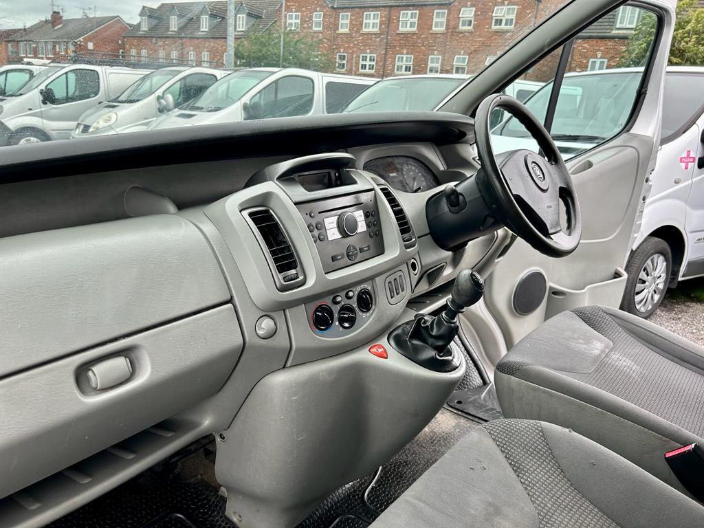 ABC - 2008 VAUXHALL VIVARO COMBI LWB SILVER VAN DERIVED CAR *NO VAT ...