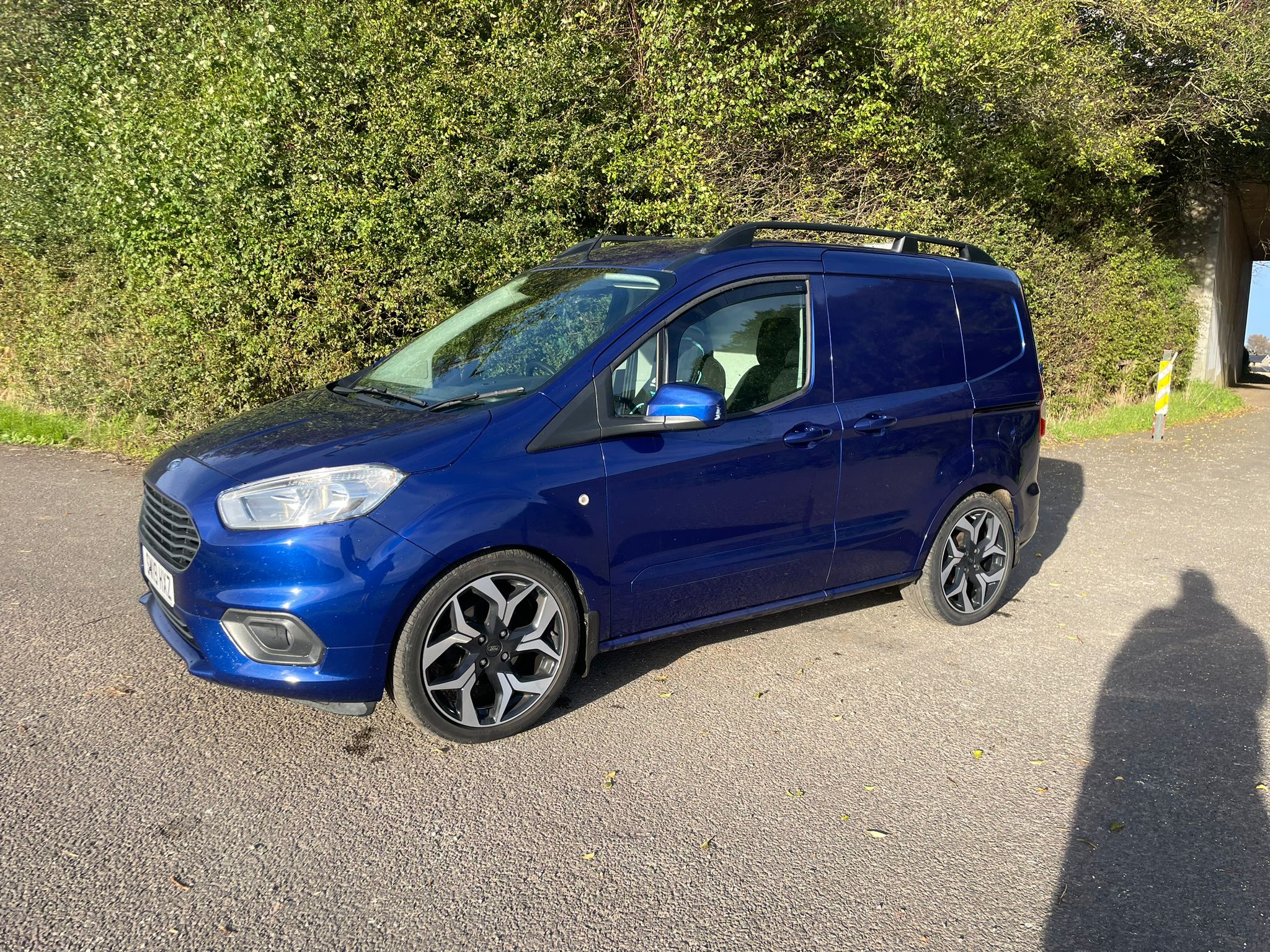 KB - 2019 FORD TRANSIT COURIER LIMITED TDCI BLUE PANEL VAN *PLUS VAT ...
