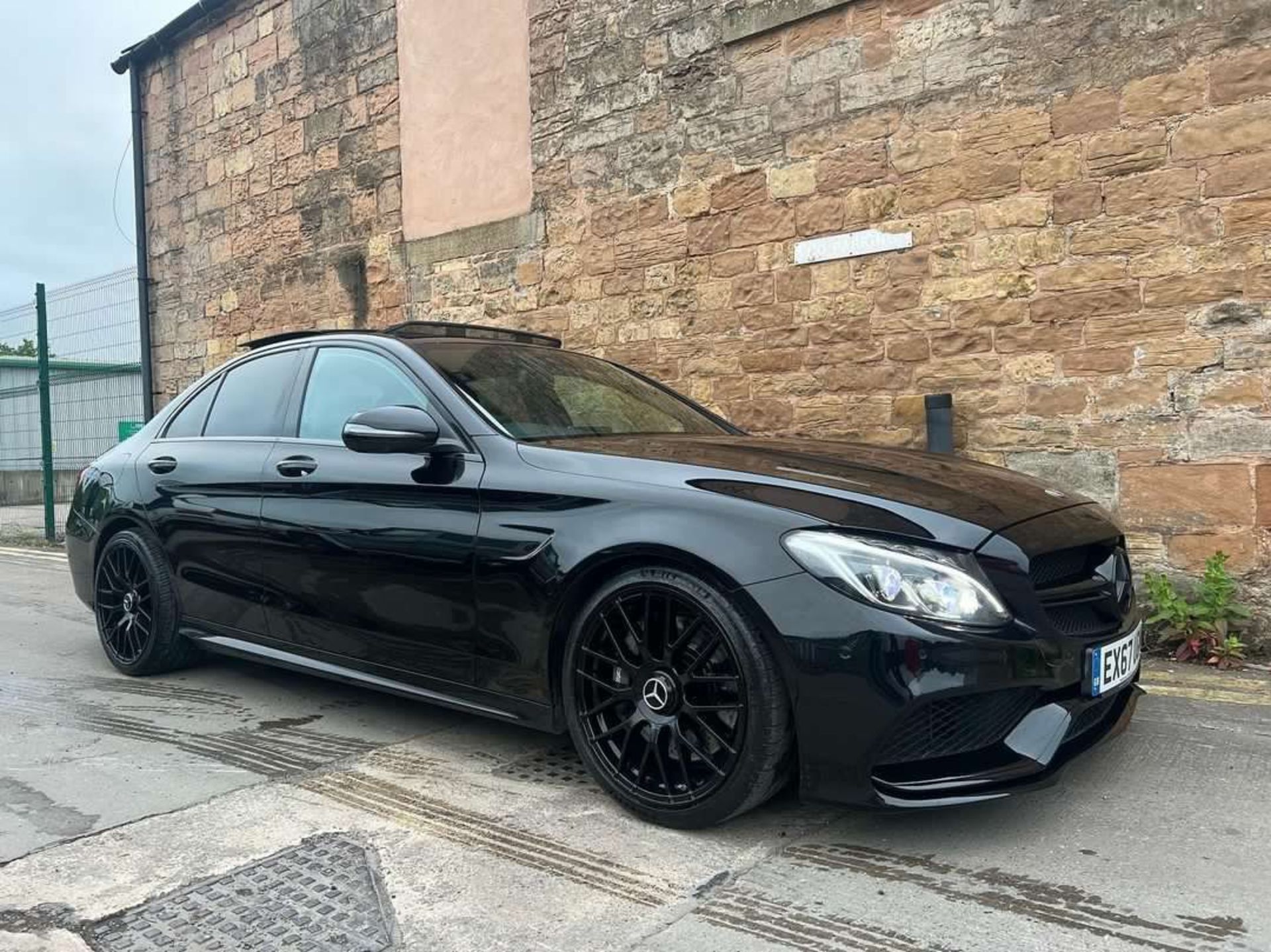 DB - 2017 MERCEDES-BENZ AMG C63 PREMIUM AUTO BLACK SALOON *NO VAT ...