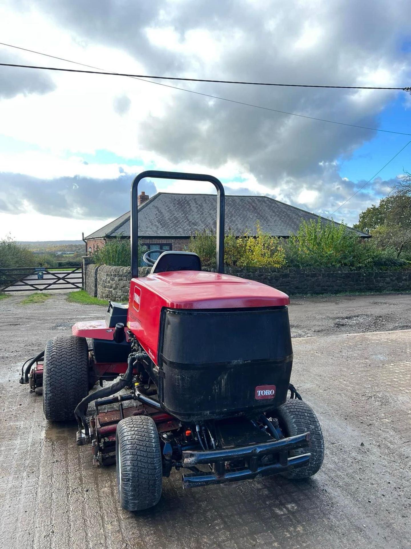 DS - TORO REELMASTER 6500D 4WD DIESEL RIDE ON 5 GANG CYLINDER MOWER ...