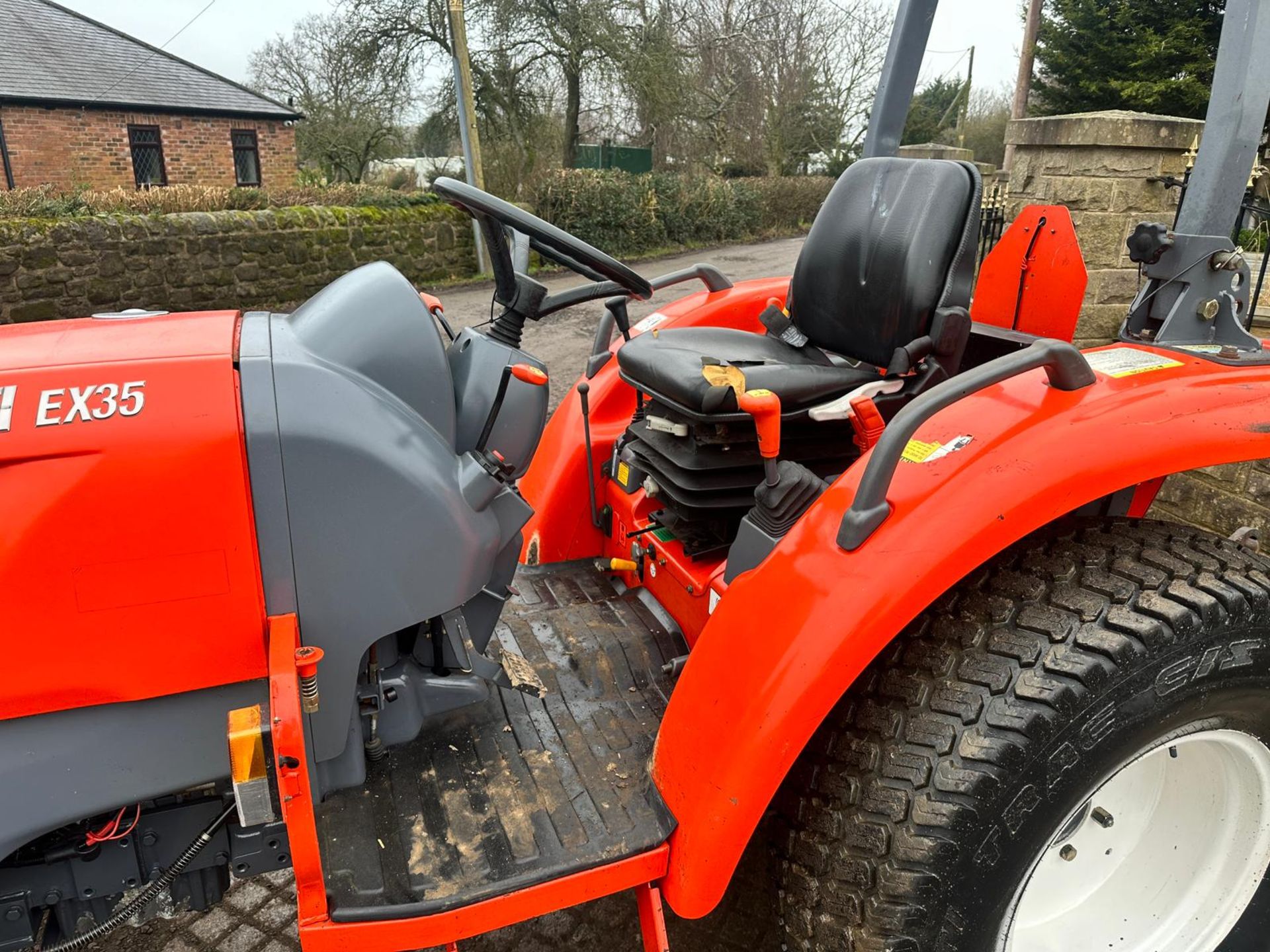 DS - KIOTI CREEPER EX35 35HP 4WD COMPACT TRACTOR *PLUS VAT* RUNS DRIVES ...