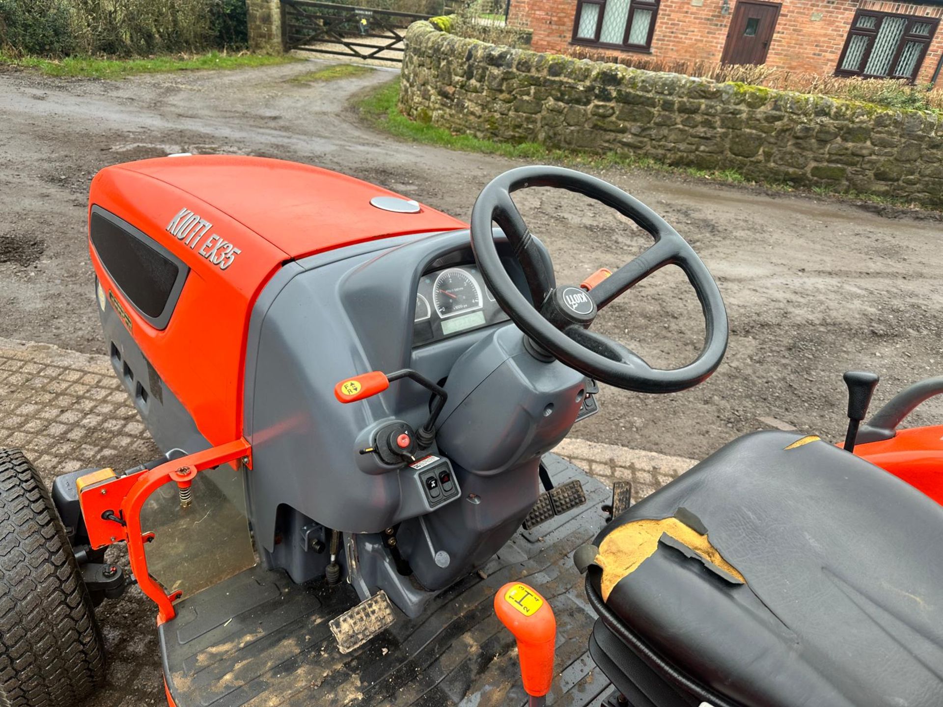 DS - KIOTI CREEPER EX35 35HP 4WD COMPACT TRACTOR *PLUS VAT* RUNS DRIVES ...