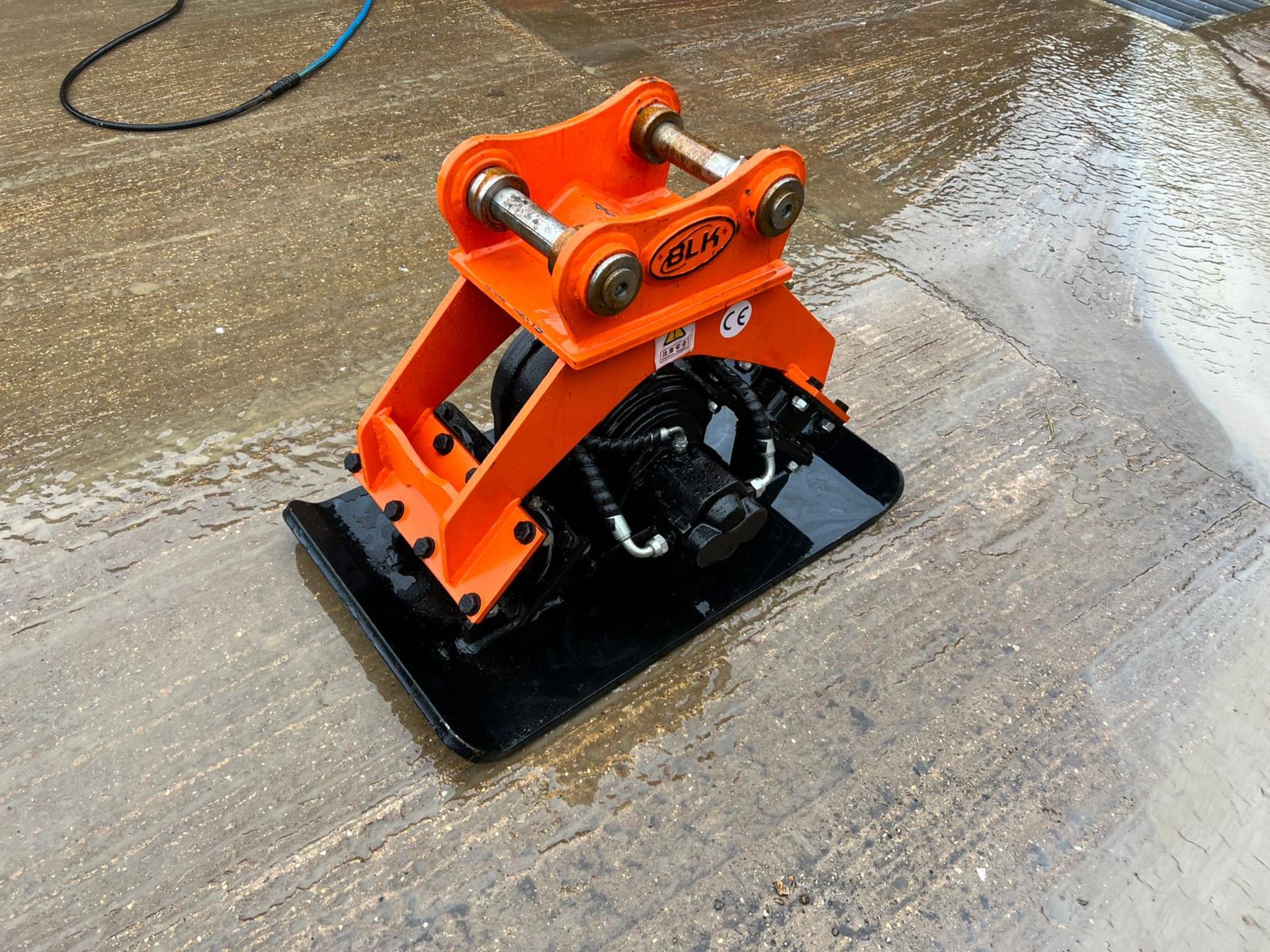 Ds - Unused BLK Hydraulic Compaction Plate *PLUS VAT*Suitable For 3-8 ...