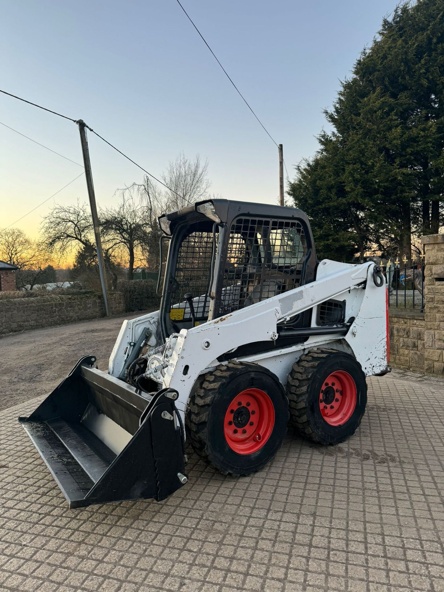 DA - 2015 BOBCAT S450 WHEELED SKIDSTEER LOADER WITH 65 INCH 4 IN 1 ...