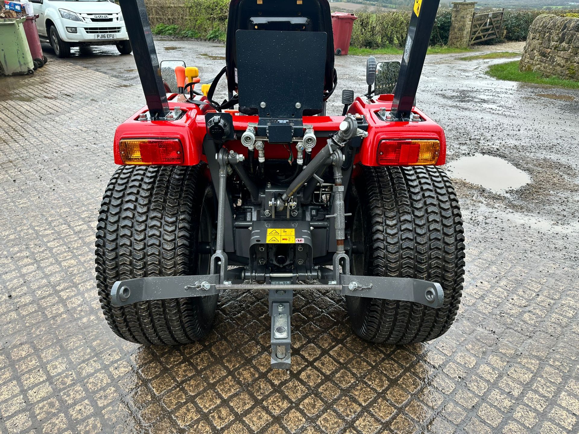 DS - NEW/UNUSED MASSEY FERGUSON 1525 25HP 4WD COMPACT TRACTOR *PLUS VAT ...