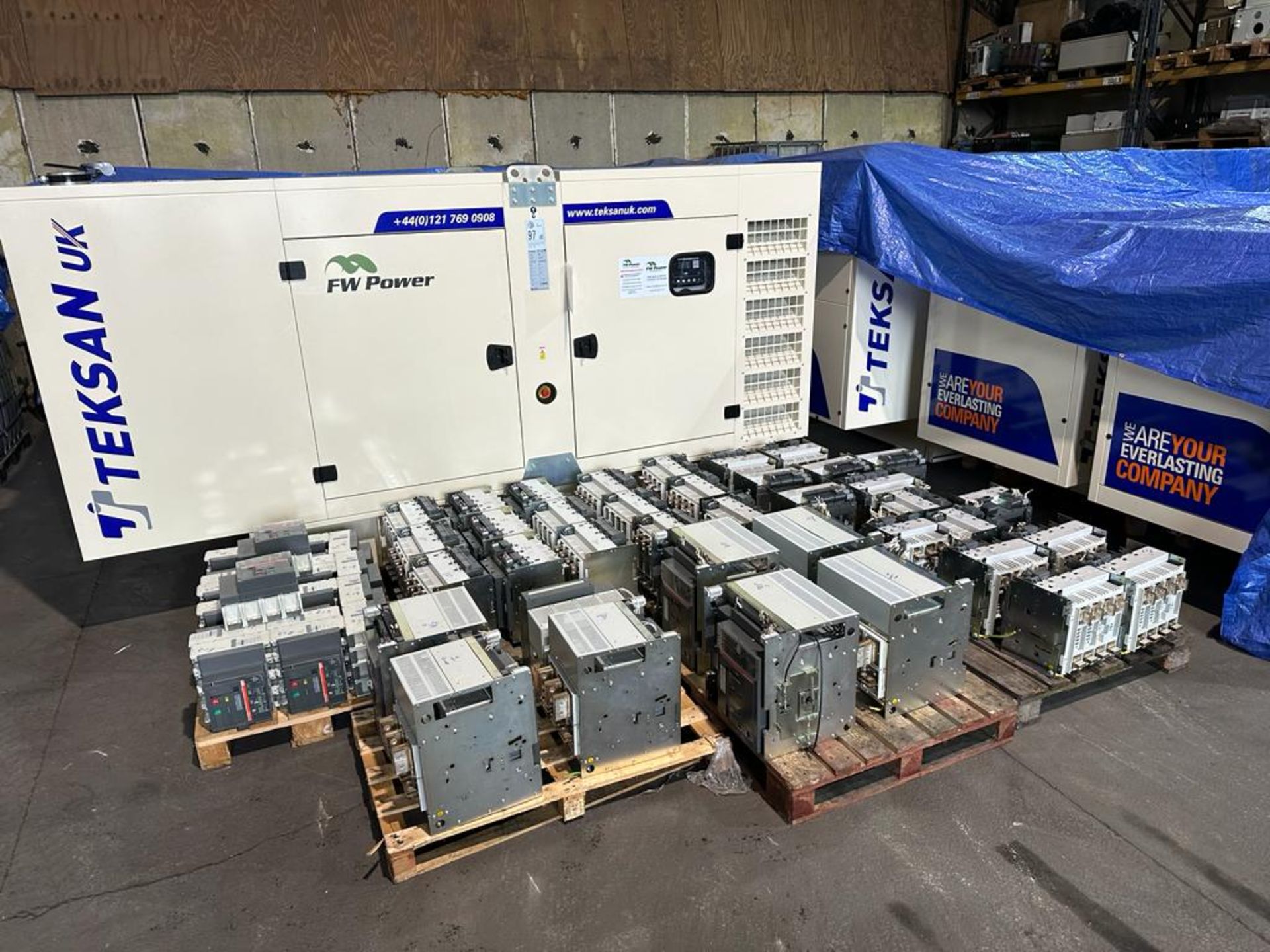 FWP - ABB SACE Emax X1 Retractable Air Circuit Breaker 4P 1000 Amps ...