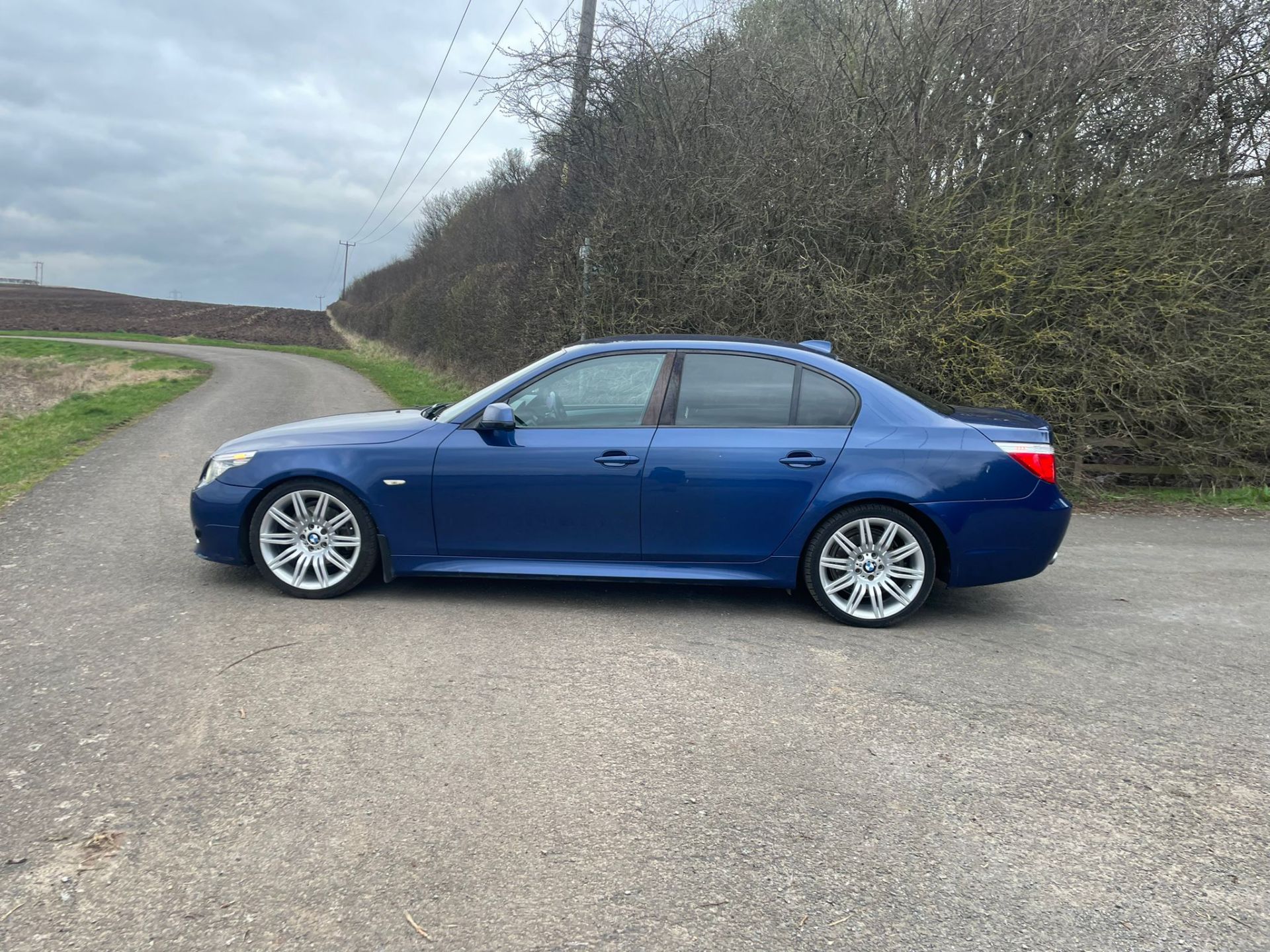 KB - 2009 BMW 520D M SPORT BUSINESS EDN BLUE SALON *NO VAT* DATE OF ...