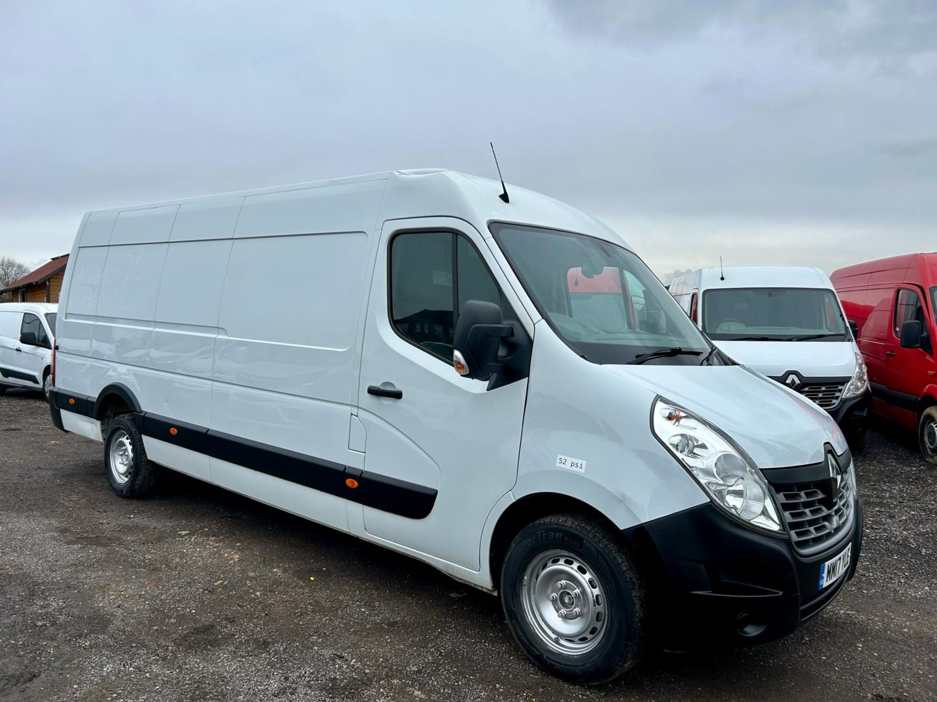 ABC - 2017 RENAULT MASTER LML35 B-NESS ENERGY DCI WHITE PANEL VAN *NO ...