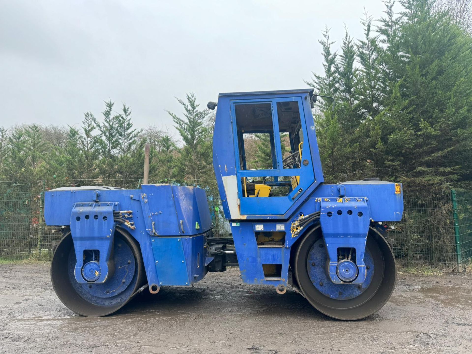 DA - BOMAG BW161AD-2 TWIN DRUM VIBRATING ROLLER *PLUS VAT* RUNS DRIVES ...