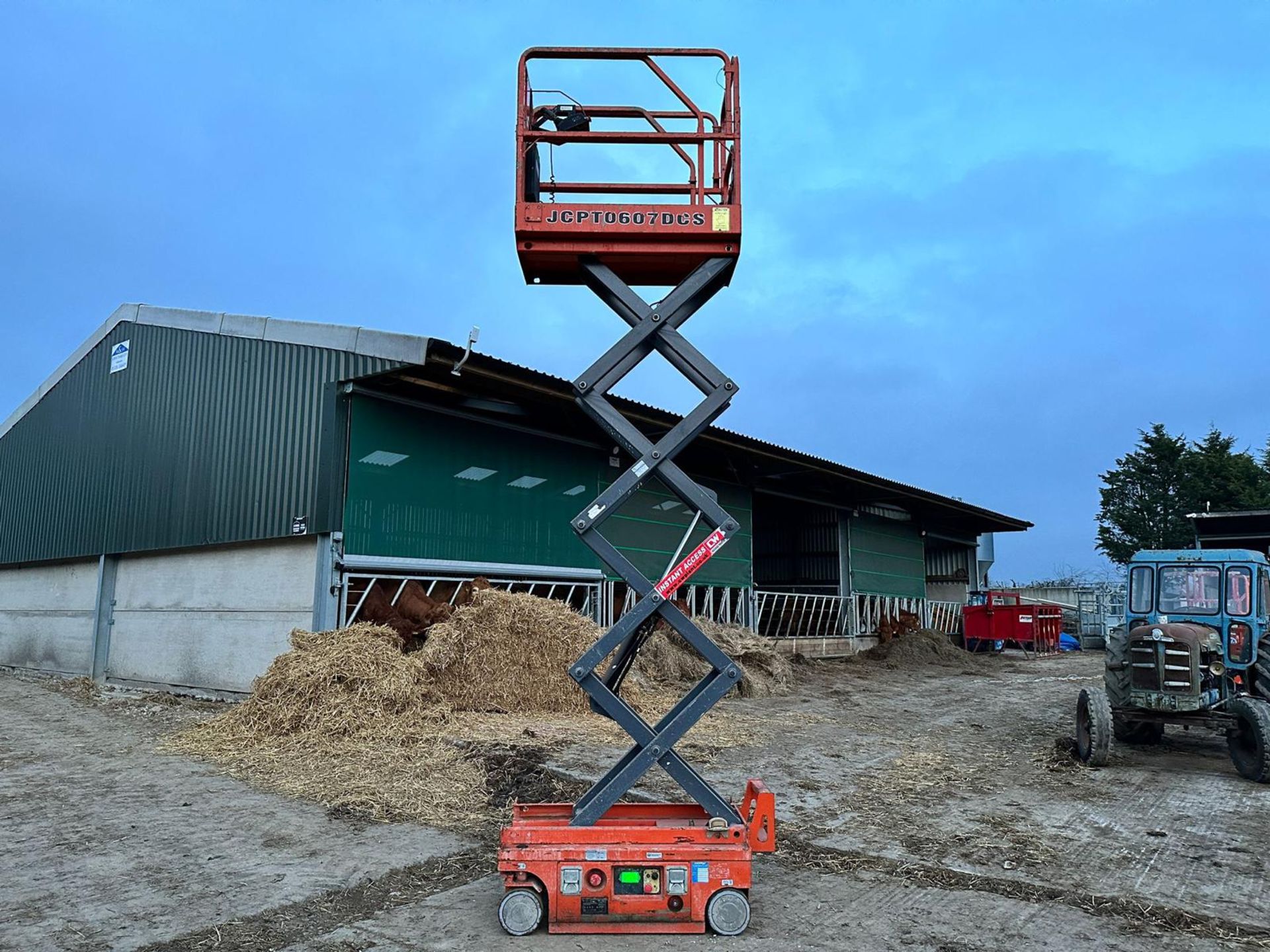 Ds - 2018 Dingli JCPT0607DCS Electric Scissor Lift *PLUS VAT* Drives ...